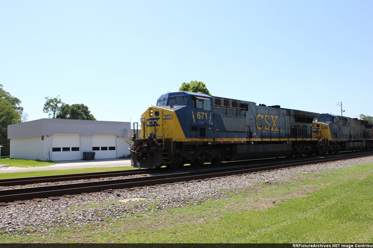 CSX 671